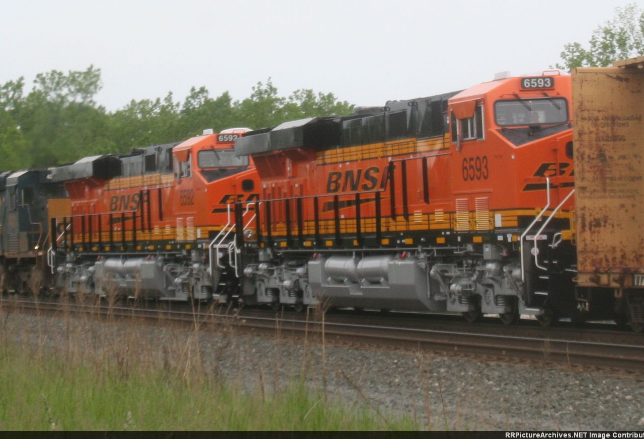 BNSF 6592
